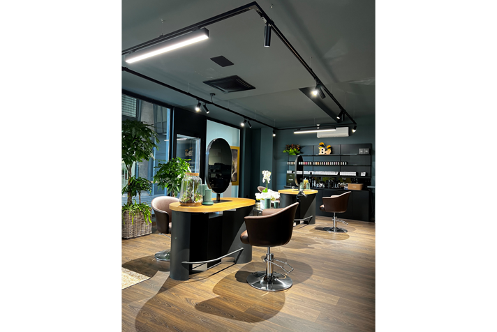 Un progetto d’illuminazione che combina stile e personalità per esaltare ogni dettaglio di BLISS ...